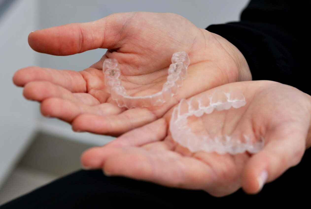 Knirschschiene (Aufbisschiene) gegen Bruxismus | Zahnvilla Wassenberg